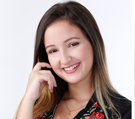 Dos palcos à telinha, a trajetória da atriz Roberta Piragibe | Agência UVA